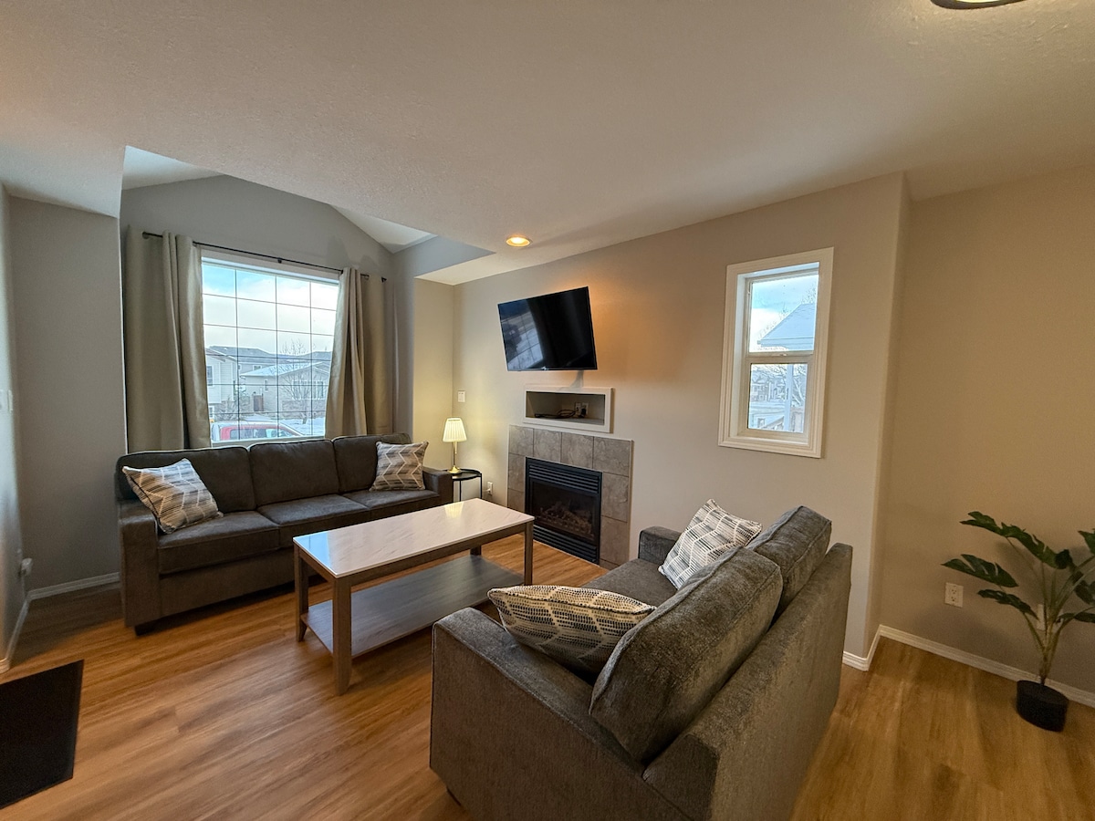 The Mountain Nook - Près du parc national Jasper - Maisons à louer à ...