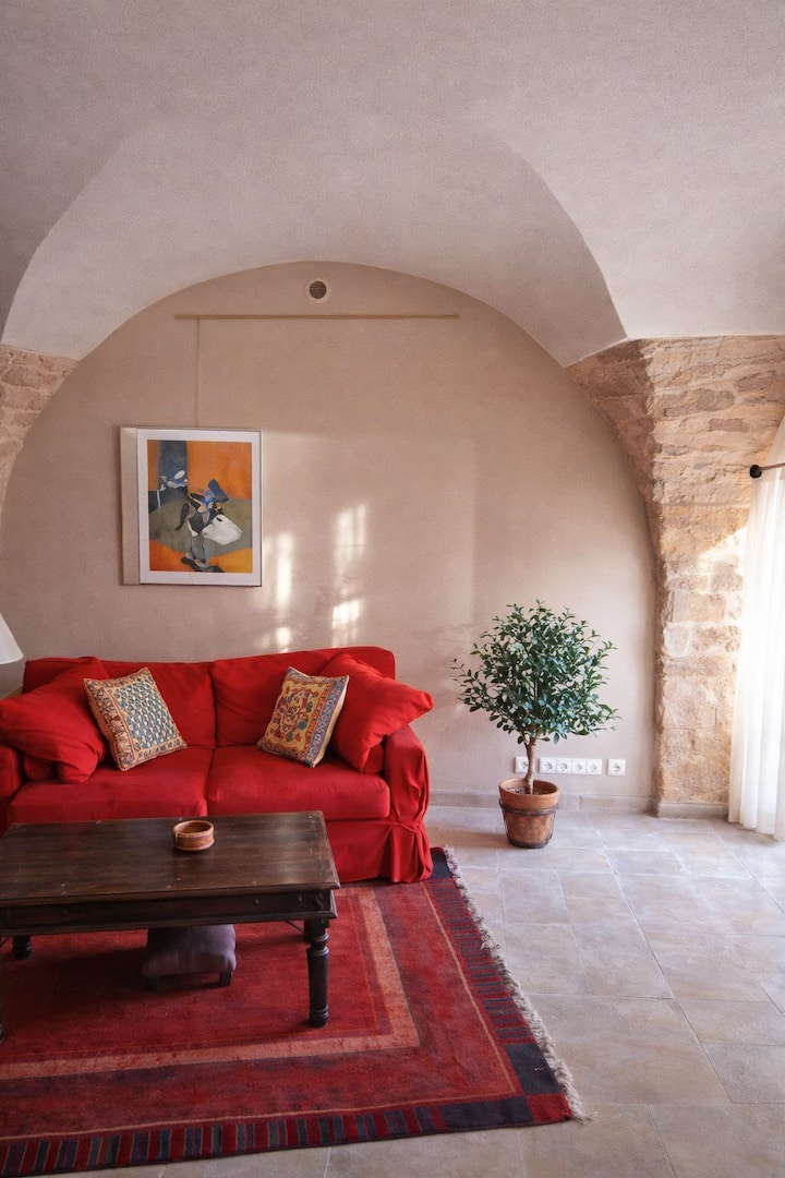Stone-vaulted Studio At Château Grignan, Provence - Grignan