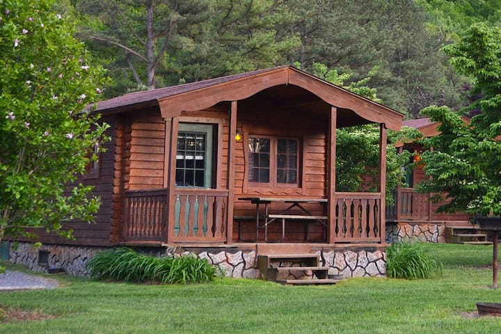 Comfort Cabin - Luray, VA