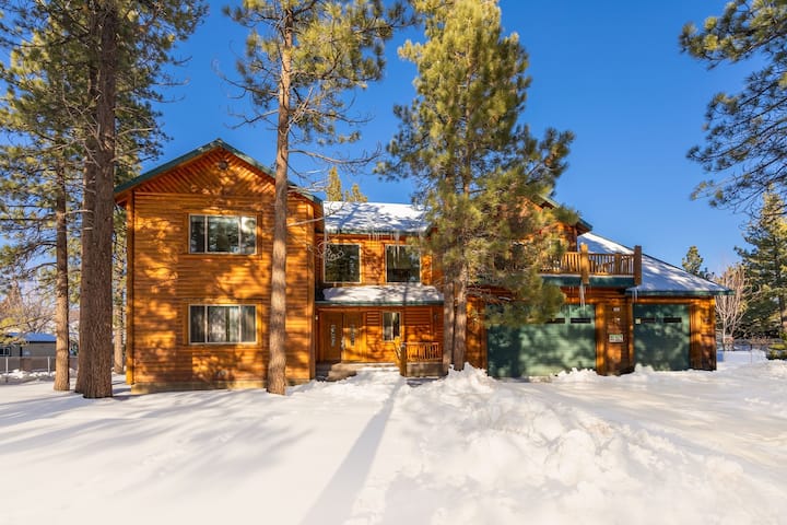 Lake View, Hot Tub, Game Rooms, Near Village & Ski - Big Bear Lake, CA