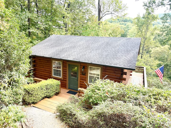 Peaceful Cabin 3 Miles From Chimneyrock. King Bed - Lake Lure, NC