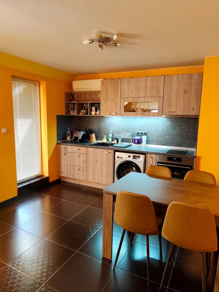 Small And Convenient Apartment - Sofia
