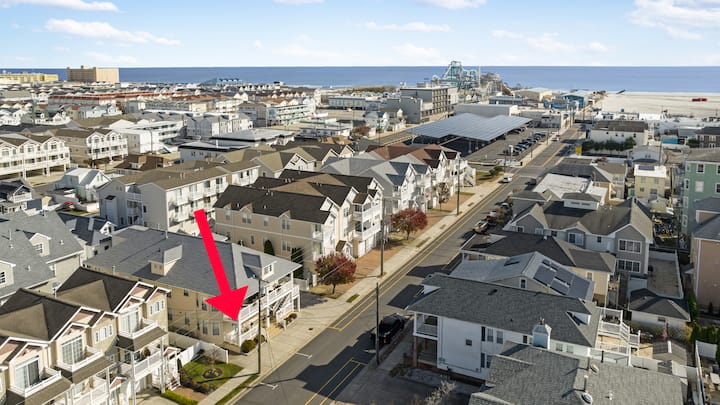First Floor Condo 1 Block From Beach & Boardwalk! - Wildwood, NJ