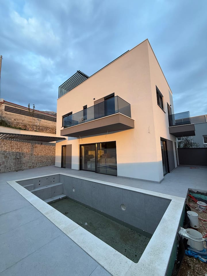 Respiro Residence - Combined Villa Rent - Split