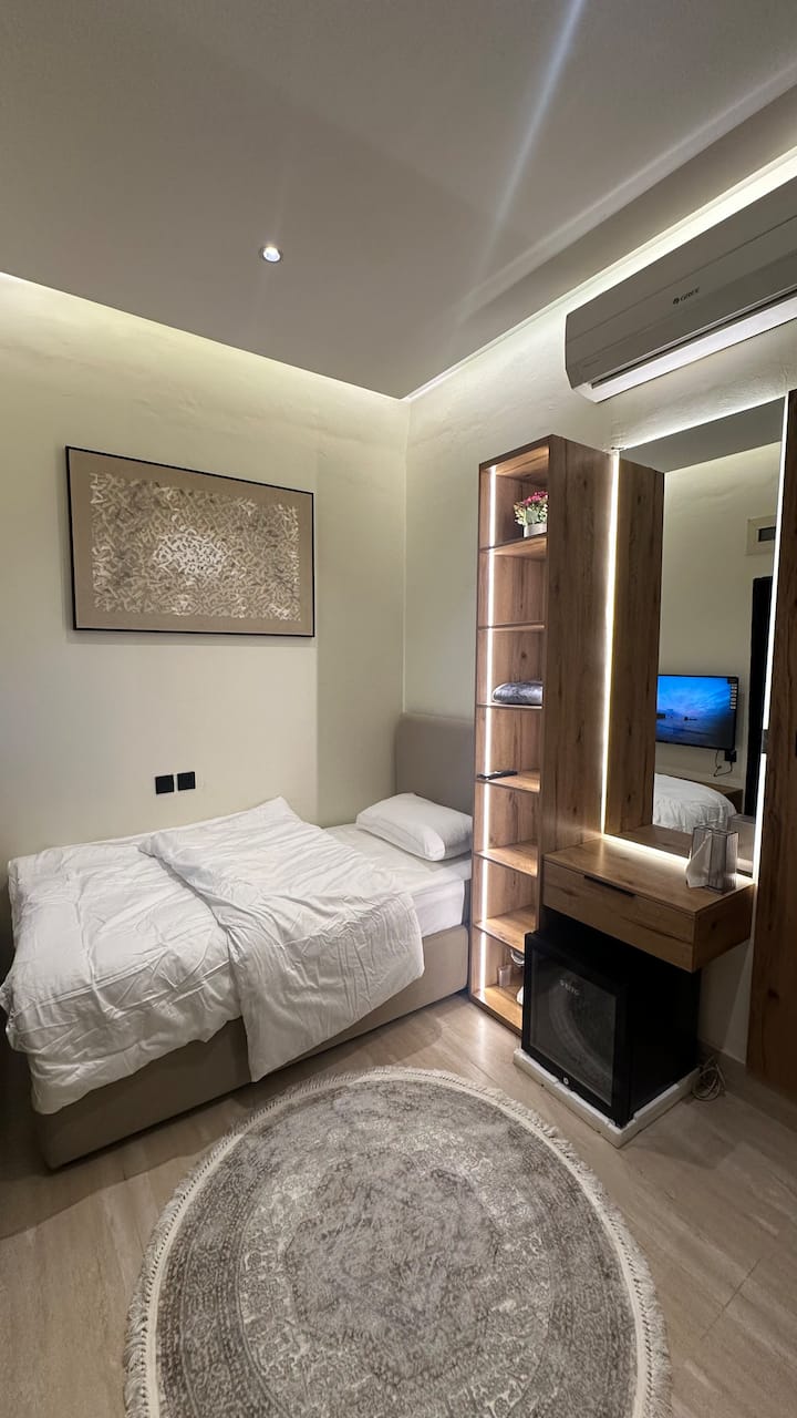 غرفة صغيرة و مميزه - Riad