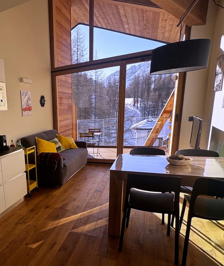 Sunlit Snow Maisonette By Flora Alpina Experience - Zermatt