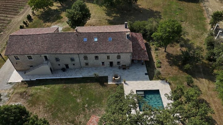 Domaine D'issac - Ferme De Charme - Spa & Piscines - Tarn