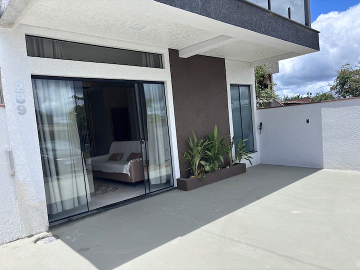 Marraph - Studio Home
Para 4 Pessoas Próx. Centro - Itapoá