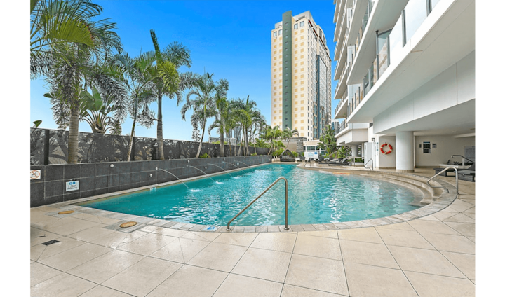 The Retreat At Surfers - Gold Coast