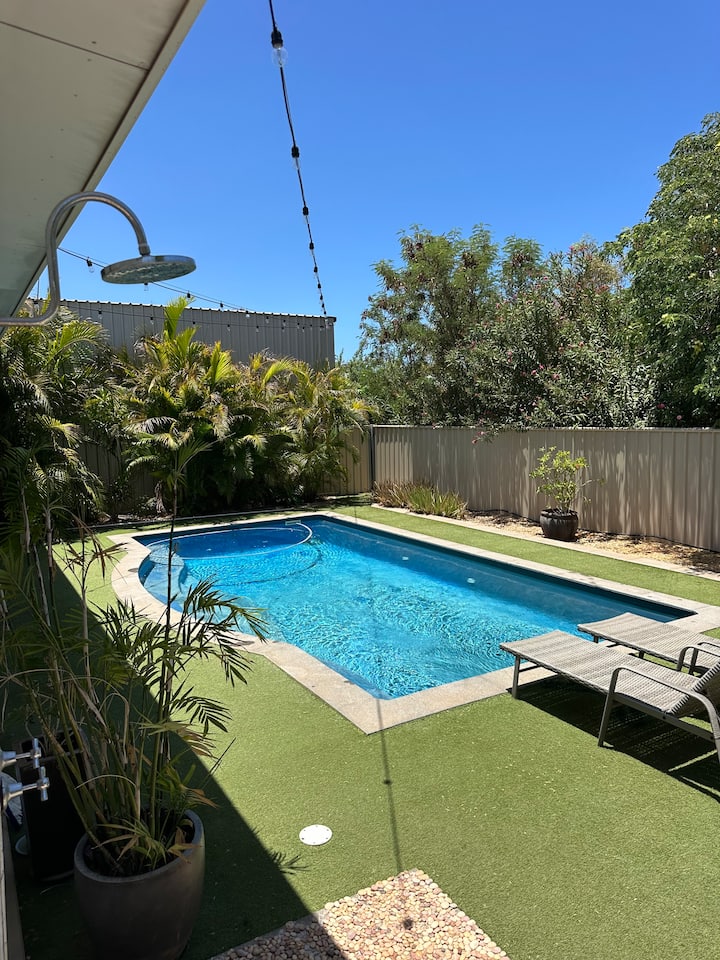 House With Pool Close To Town Centre - Exmouth