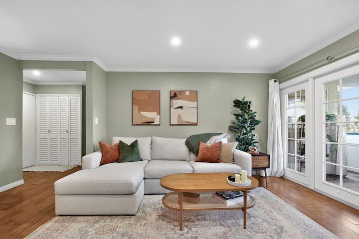 Quiet, Walkable Condo In The Heart Of Pasadena - Altadena, CA