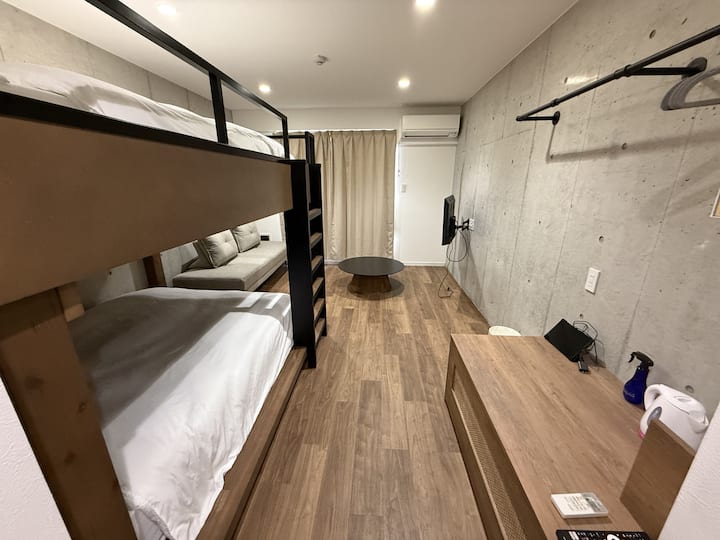 ファミリースタジオアパートメント（ダブル2段ベッド＋ソファベッド1台／キッチン付／最大5名） - 宮古島