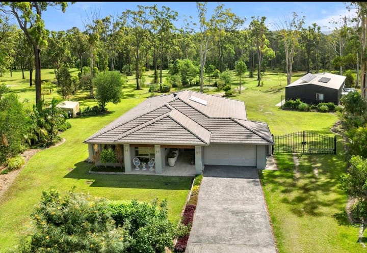 Gulmarrad Acres Homestay. Room A - Maclean