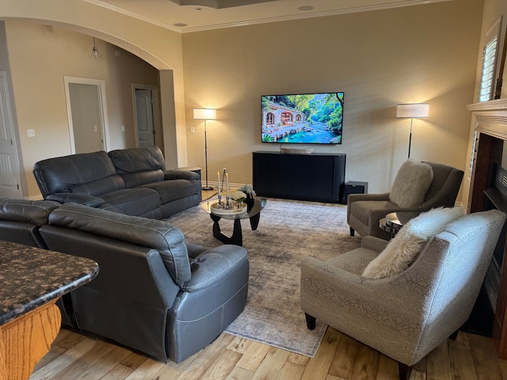 Sleek Ardmore Home, Lake Murray, Mercy Hospital - Ardmore, OK