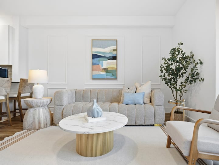 Designer King 1br Near Nyc | Parking, Pool & Gym - New Jersey