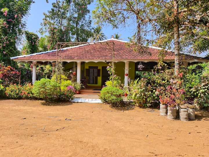 Backwater Heritage Guest House - Kumarakom