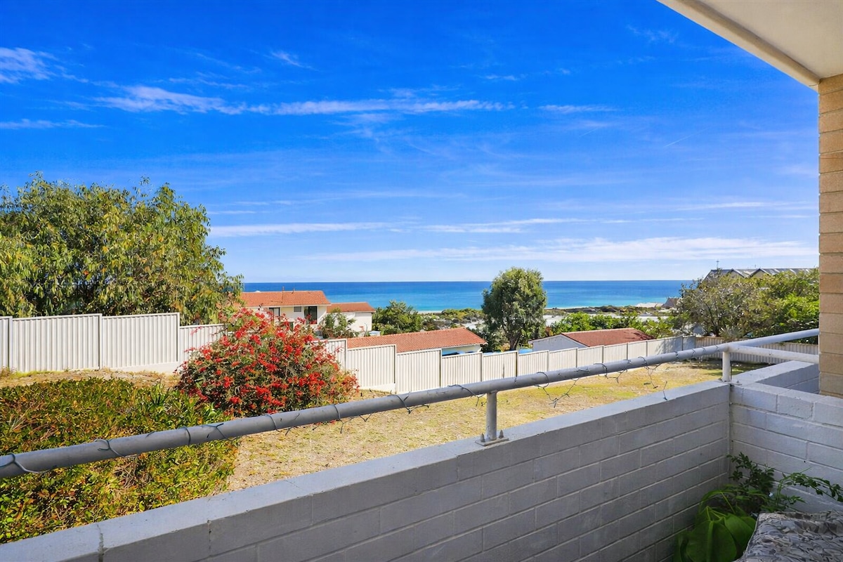 Scarborough · Ocean View Apartment - Apartments for Rent in Scarborough ...