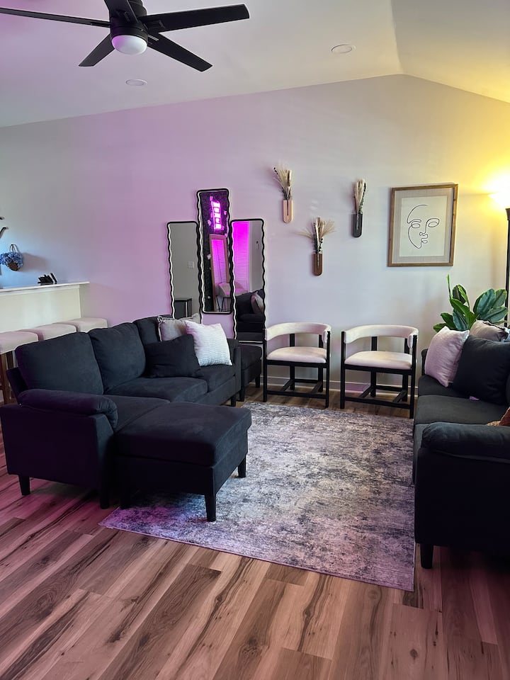 Cozy And Clean Stay. 2bd 1ba Close To Ft Stewart. - 海恩斯維爾