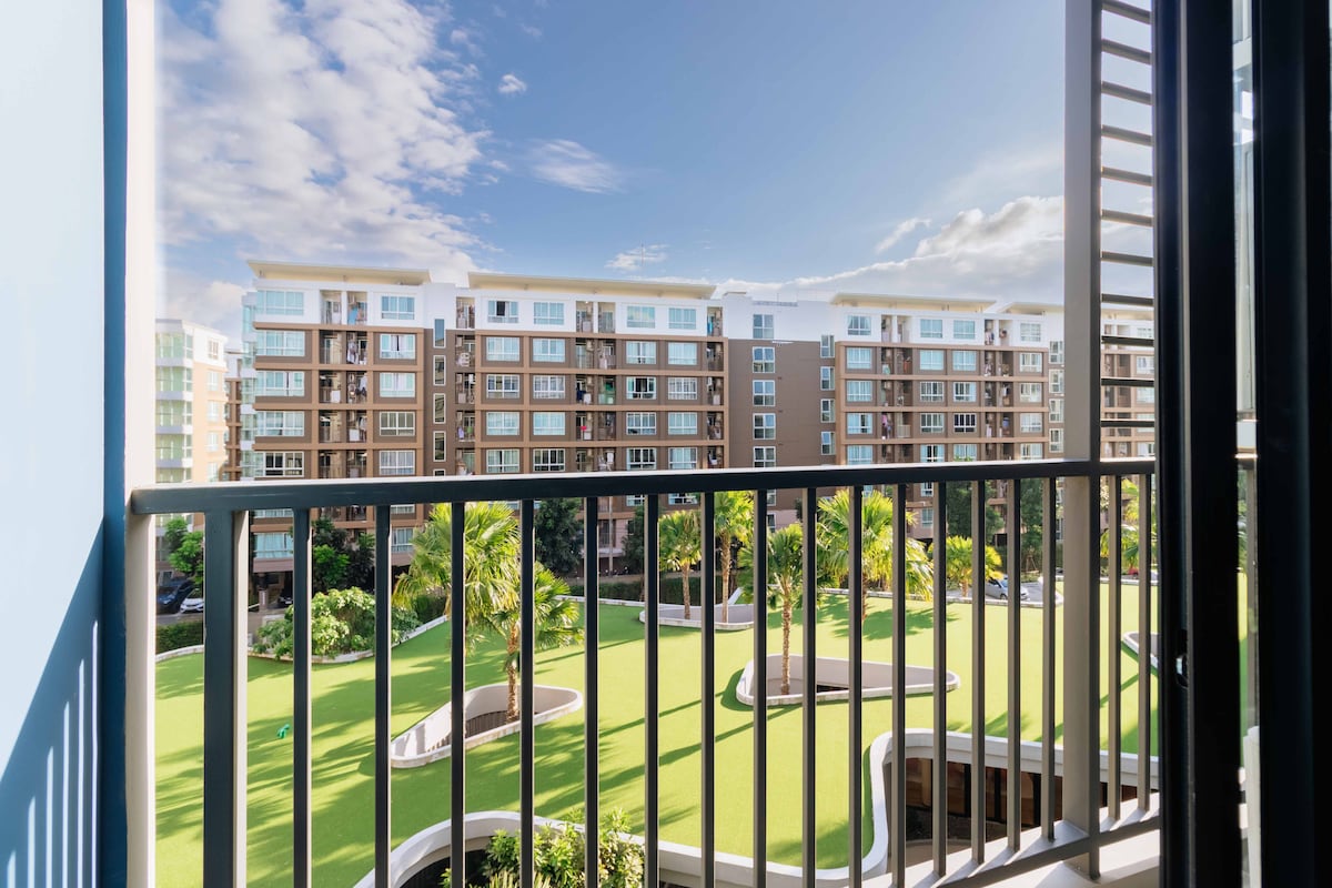 *Chill 2BR Condo with Pool and Full Gym C262 - Flats for Rent in Kathu ...