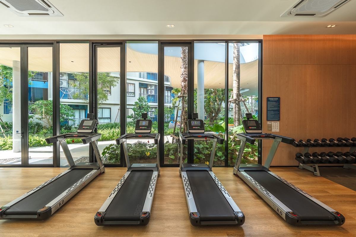 *Chill 2BR Condo with Pool and Full Gym C262 - Flats for Rent in Kathu ...