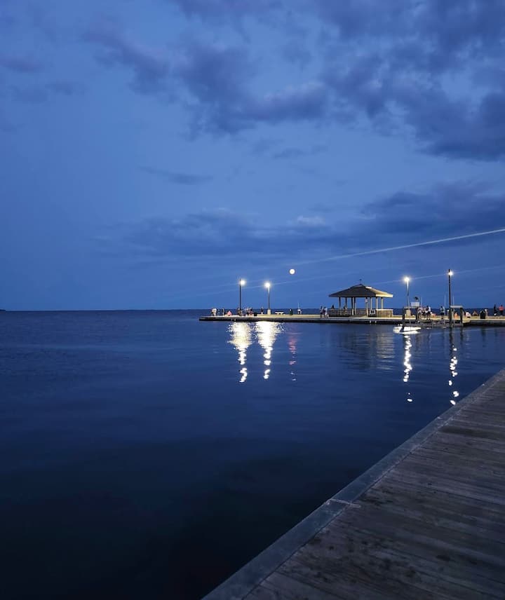 The Bay House Patchogue Bay & Town 15 Minutes Walk - Patchogue, NY