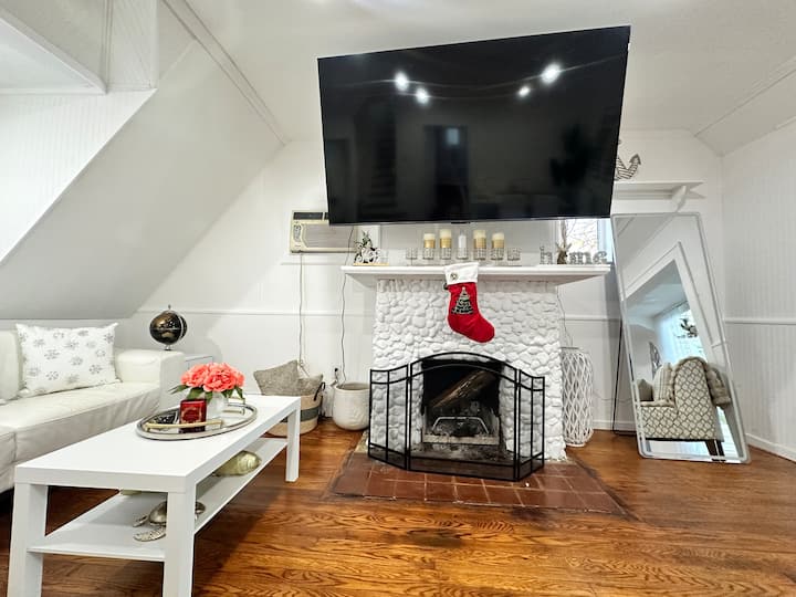 Villa In Patchogue Main Town 2 Minutes Walk - Fire Island, NY