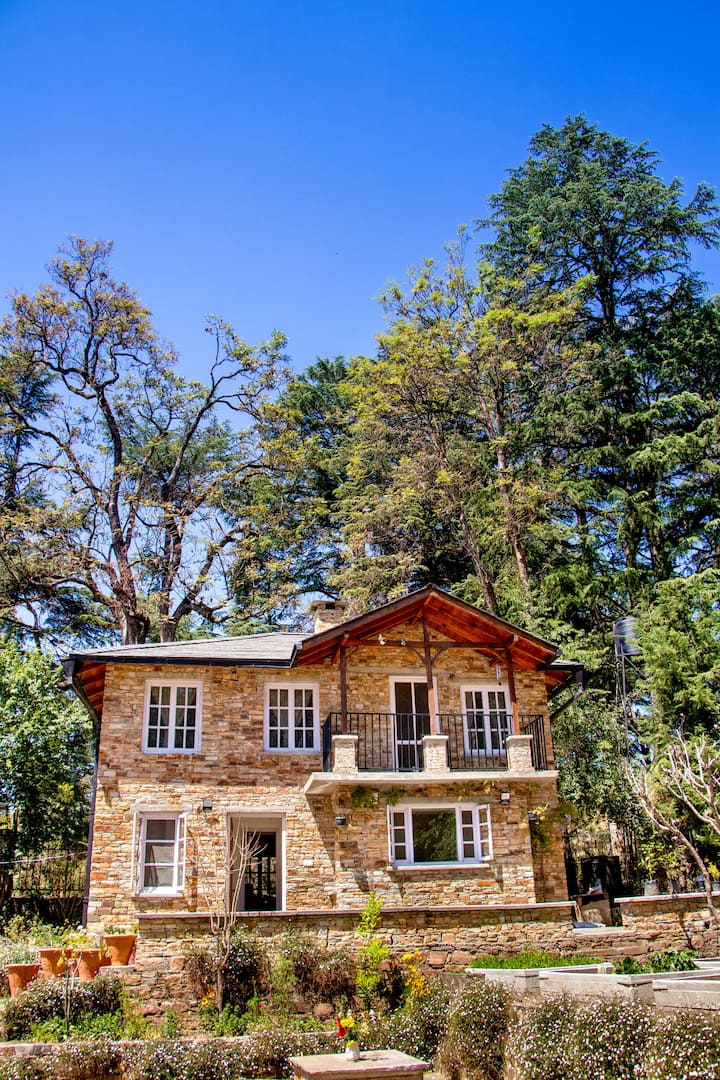 Wisteria Cottage @ The Stone Villa, Almora - アルモラ