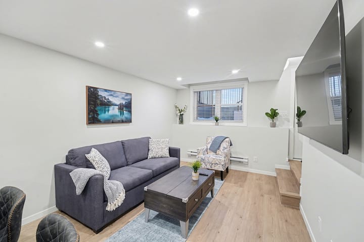 The Soft Landing: New 1- Bedroom Mahogany Calgary - Calgary
