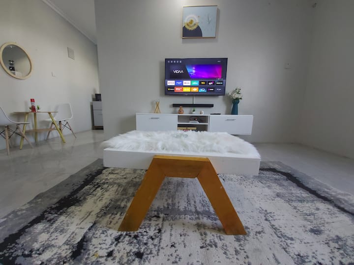 Plaza 5 - Dar es Salam