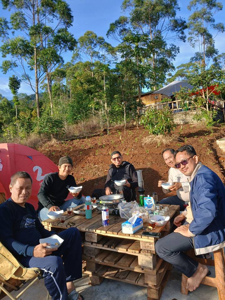 Avo Camp, Enjoy A Great Fun Out Door Activities - Ciwidey