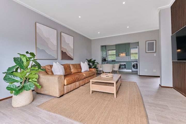 Afrikaya Luxurious Apartment - Muldersdrift