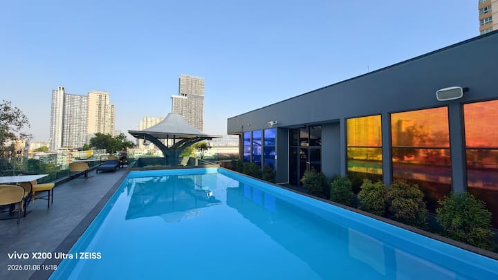 素坤逸轻轨沿线一卧/泳池Gym/4晚送接机/bts步行5分钟/直通市中心/通罗 5 分钟/近暹罗 - Thailand