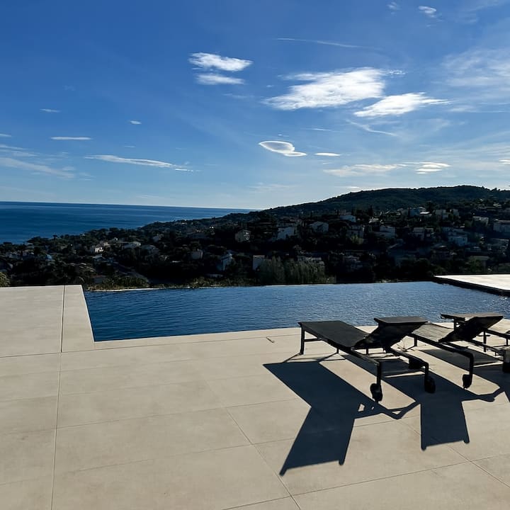 Villa 10 Pers-issambres Vue Mer & Piscine Chauffée - Fréjus