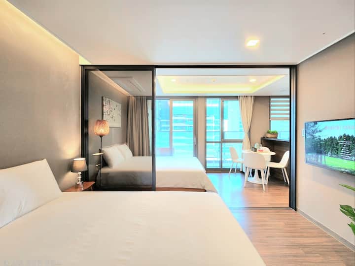 L29-2[오픈특가][초고층오션뷰/야외테라스/해운대해변5분/지하철역3분/짐보관/정수기] - South Korea