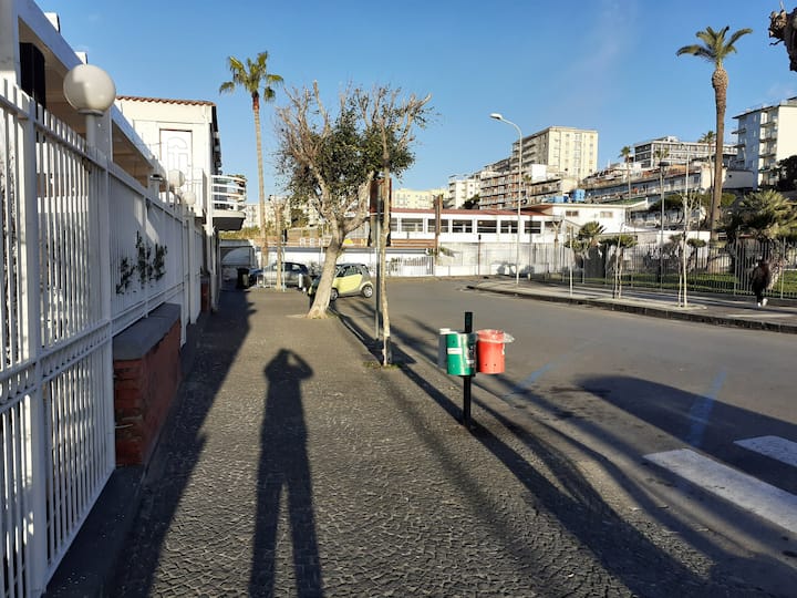 Dumvs 84 ( 300 Mt. Dal Mare Con Spiagge Libere ) - Torre Annunziata