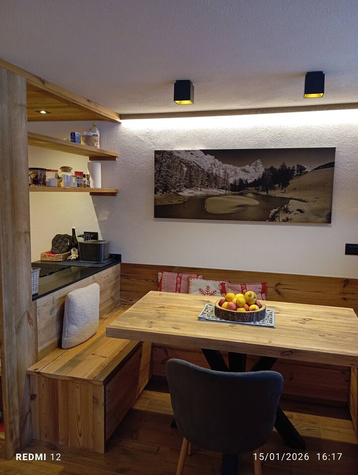 Casa Ristrutturata In Paese Fronte Piste - Valtournenche
