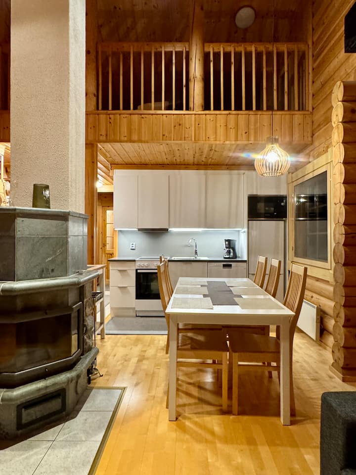 Viihtyisä Remontoitu Lomakoti Latujen Vieressä! - Ruka