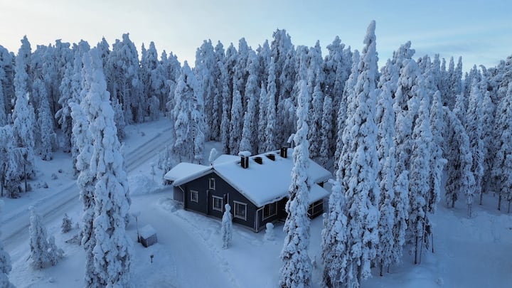 Viihtyisä Remontoitu Lomakoti Latujen Vieressä! - Ruka