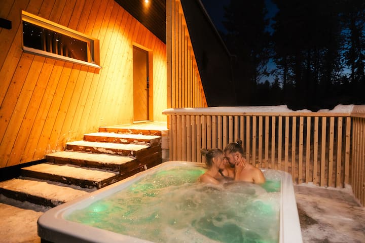 Lapland Glow Chalet With Sauna & Jacuzzi - Rovaniemi