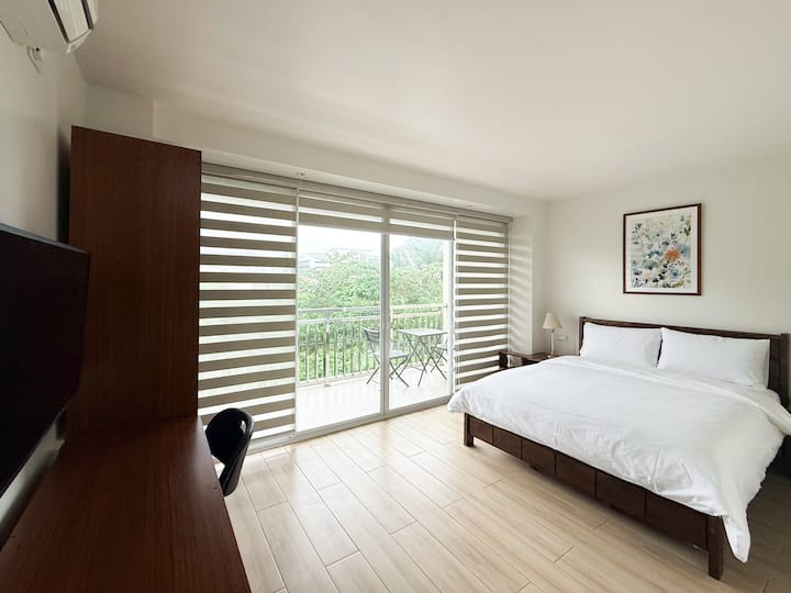 Double Room With Balcony | Cozy & Calm Stay | 301 - Kalibo