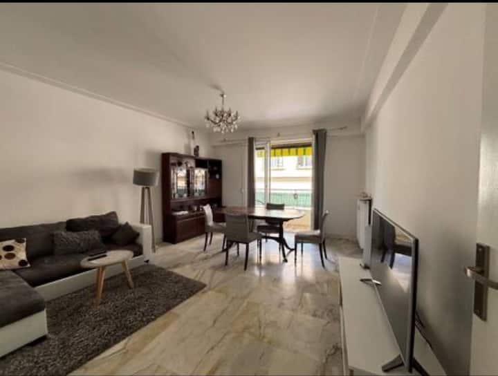 Charmant, Appartement à Nice - Nice