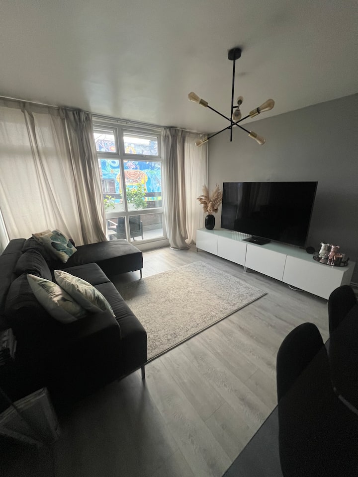 Lovely 2 Bed In Vauxhall - Londen