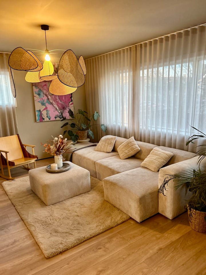 Cosy Open Apartment In West Side Rvk (72fm2). - Island