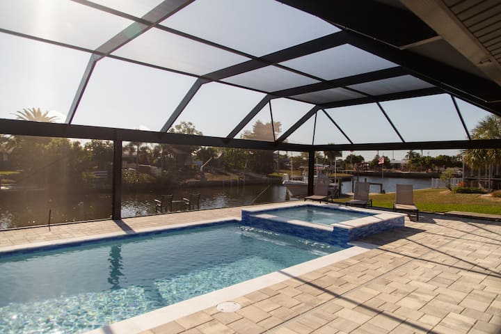 The Sunrise Seeker - Port Charlotte