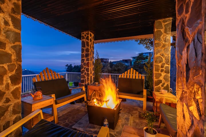 3bhk Luxury Villa Near Mussoorie - Dhanaulti