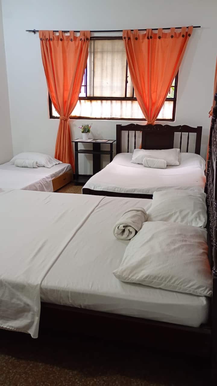 Casa Estilo Colonial En El Centro De Neiva - Neiva