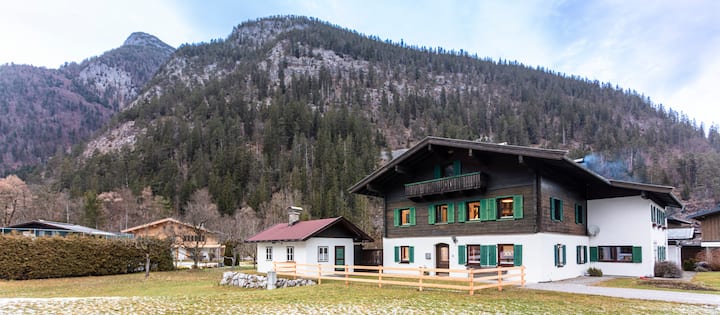 Ferienhaus Berggeflüster - Lofer