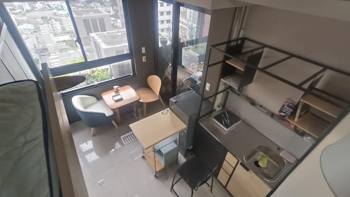 高鐵站10分鐘。飯店式全功能挑高套房 - Taichung City