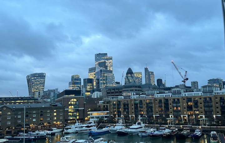Cosy Tower Bridge | Waterside | St Katherines Dock - London, UK