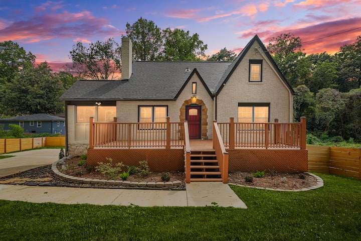 Quiet Luxury • Modern 5br • Near Midtown & Stadium - Atlanta, GA